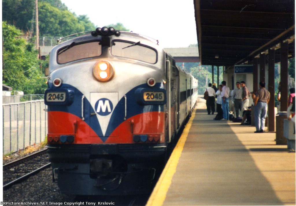 MNCW 2045 Serving With Pride